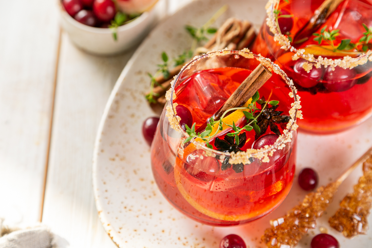 Top Six Christmas Cocktails – Six Barrel Soda Australia